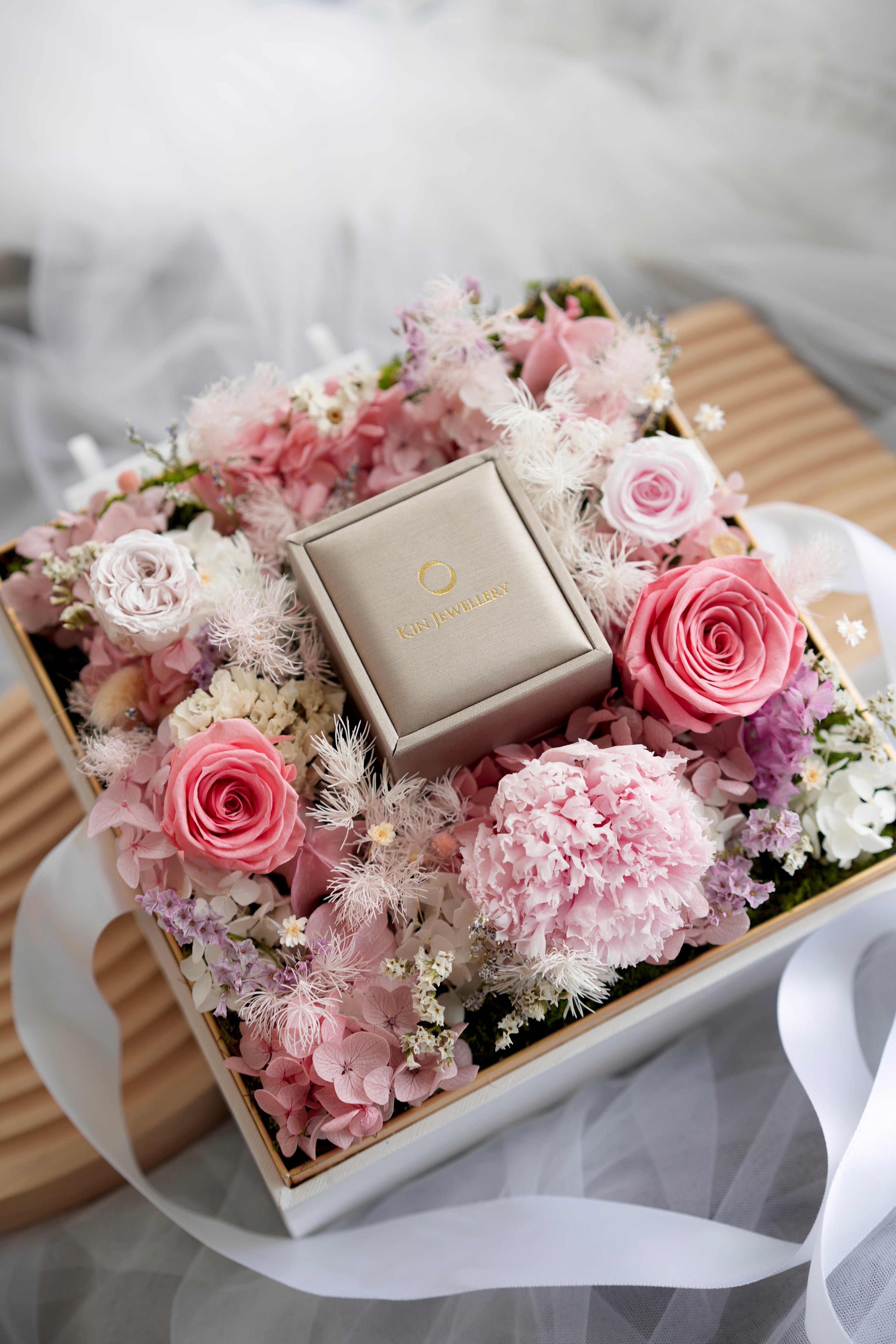 Moon Fleur Singapore - Preserved and Dried Flower Creations
