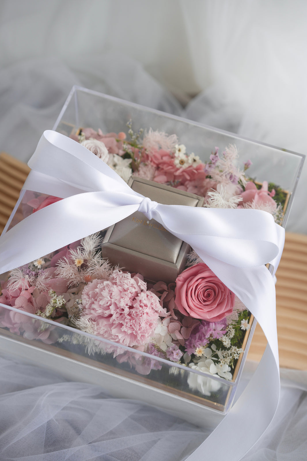 Moon Fleur Singapore - Preserved and Dried Flower Creations